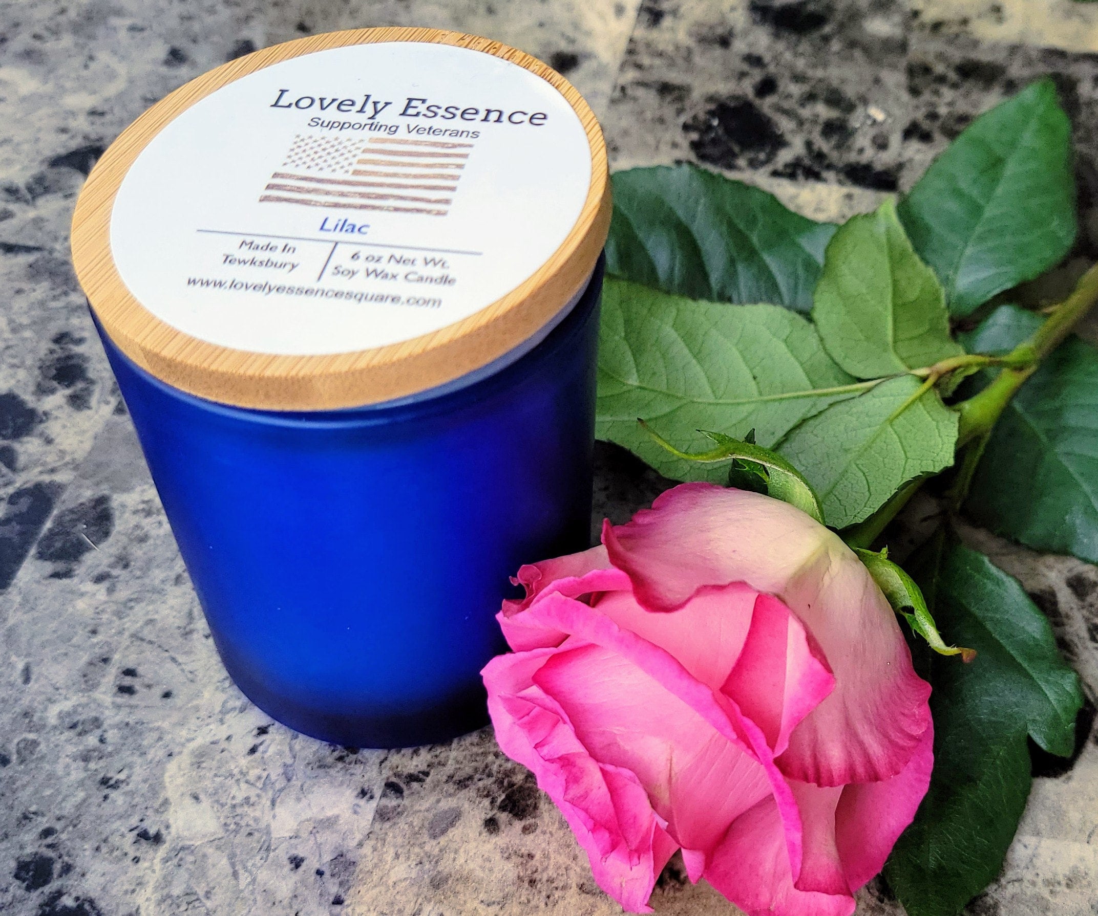 LOVELT ESSENCE | Lovely Essence